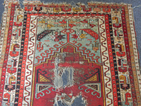 Prayer Rugs | rugrabbit.com