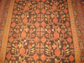rugrabbit.com | Antique Rugs and Carpets | Asian Art | Tribal Art